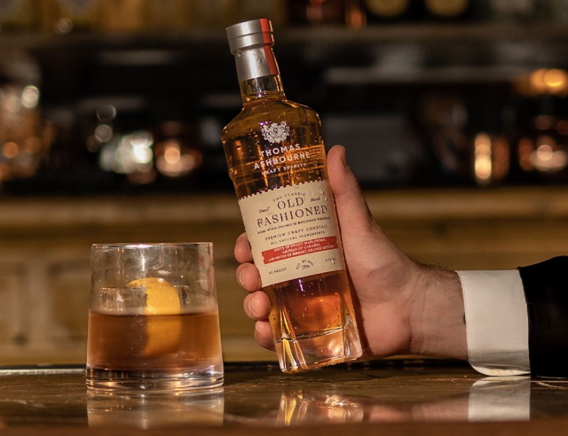 Christmas Craft Cocktails | Travel Distilled